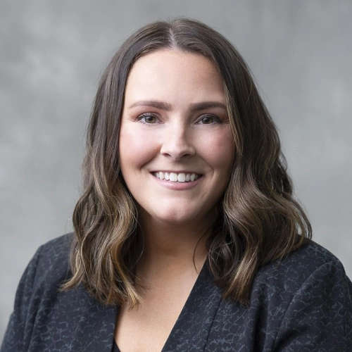 Ashten Legg - Momentum Leaders