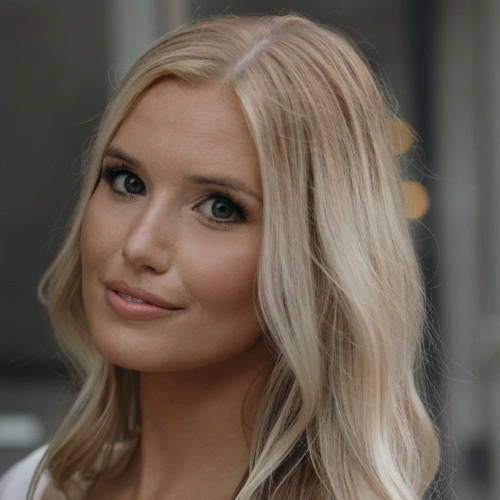 Sara Higginbotham - Momentum Leaders